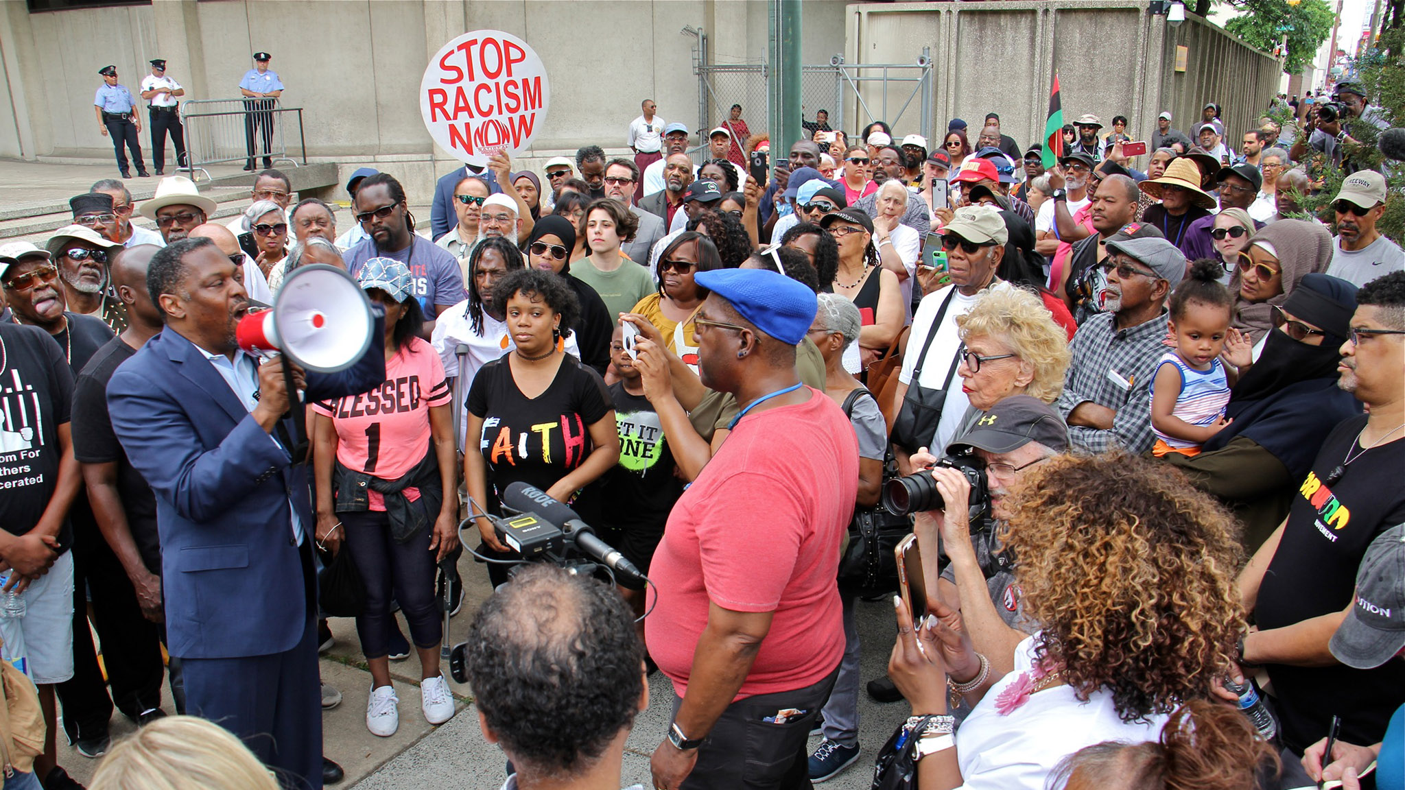 Hundreds protest at Philly police HQ, call for action on intolerant ...