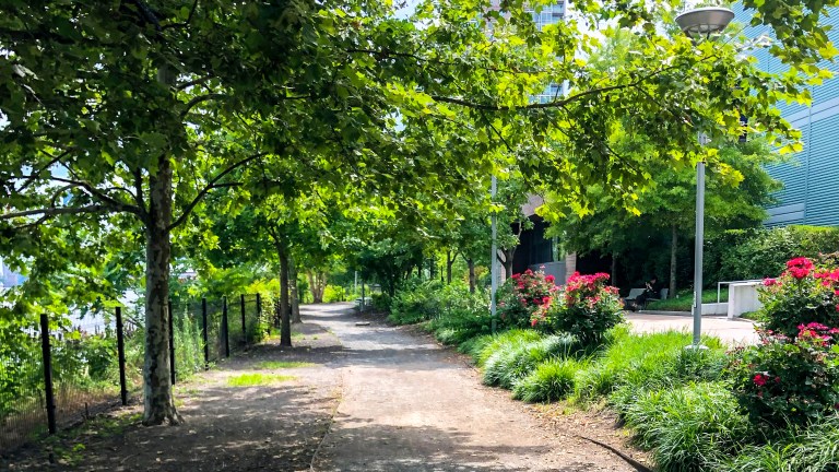 Philadelphia’s Delaware River Trail guide: 6 spots to check out - On ...