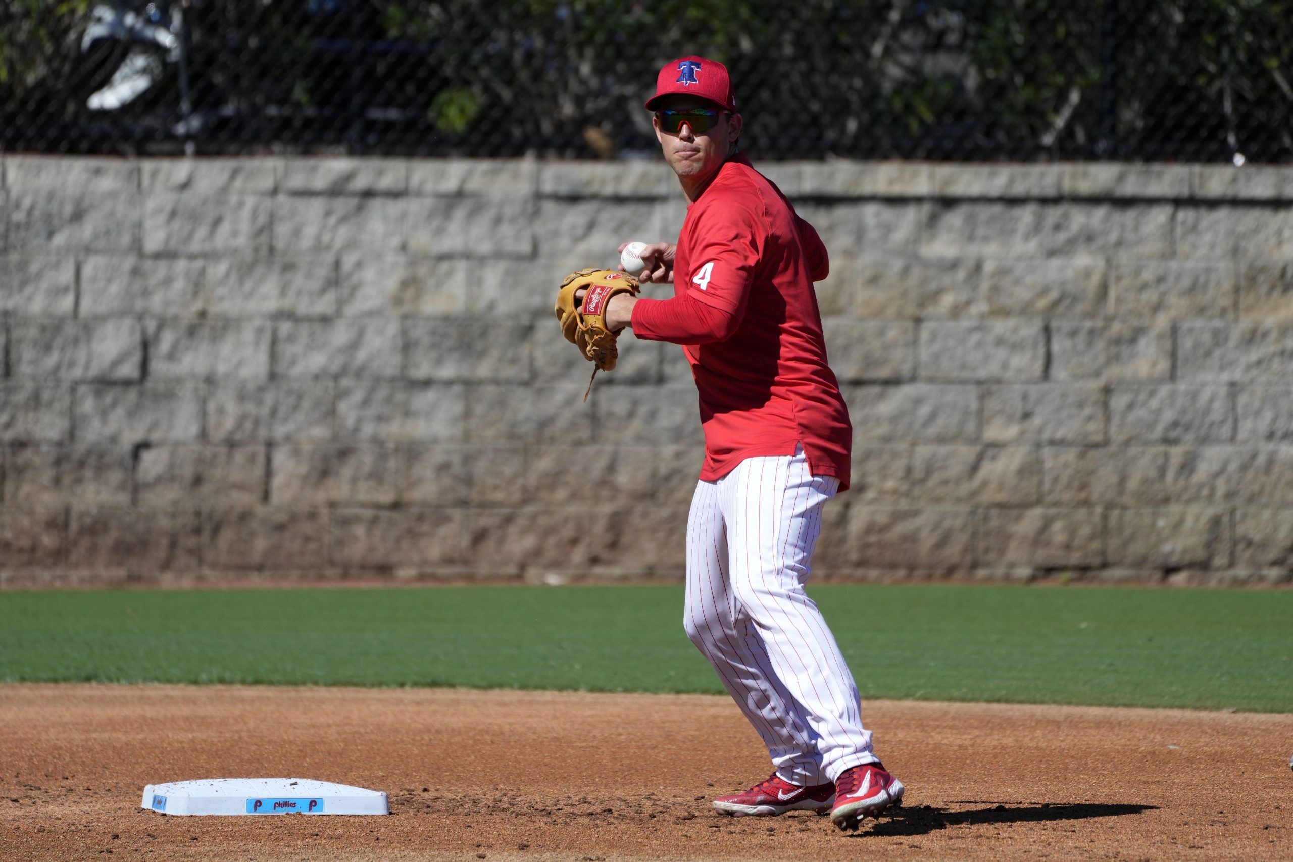 Phillies Kingery’s ride from minors to majors and back again