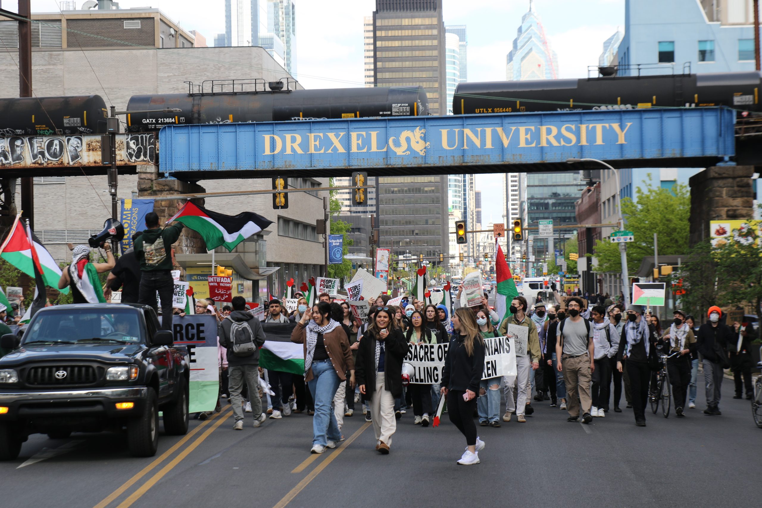 Philly college students march through city for Gaza cease-fire