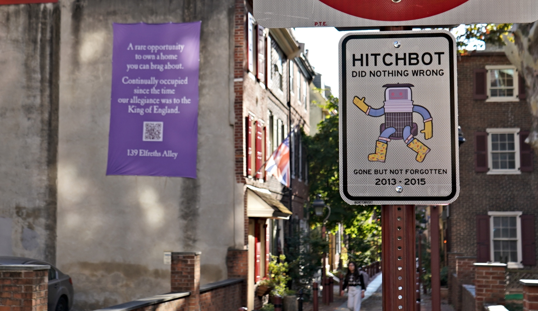HitchBOT celebrated by hundreds in Elfreth's Alley, 10 years after its ...